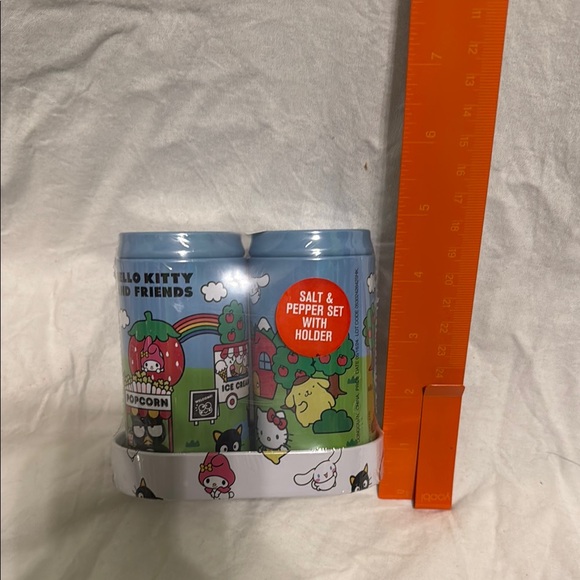 Sanrio | Kitchen | Hello Kitty Salt Pepper Shaker Set | Poshmark